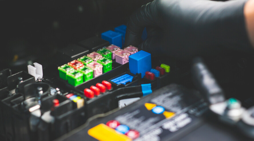 5 Signs Of A Defective Or Failing Ignition Relay