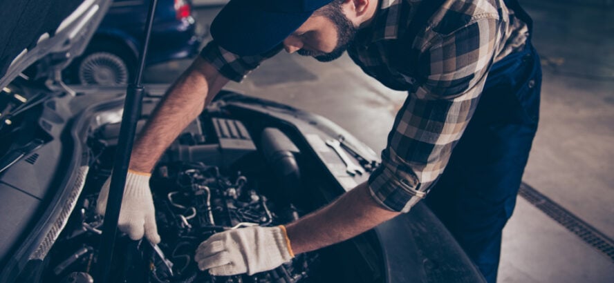 7 Reasons Your Car Is Vibrating When Idle or Stopped