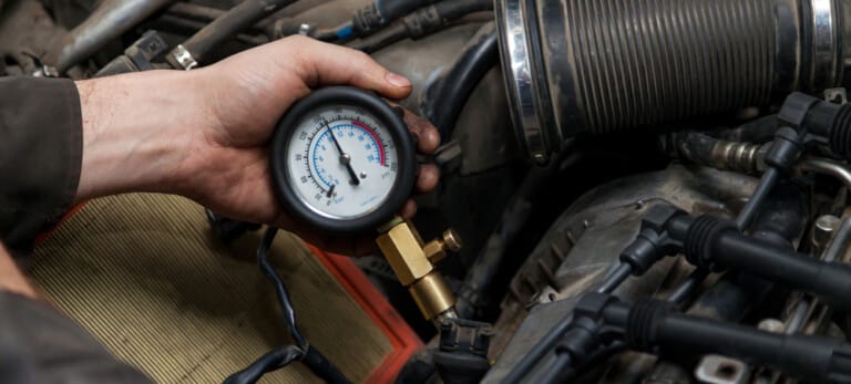 4 Signs Of Low Oil Pressure In Your Engine