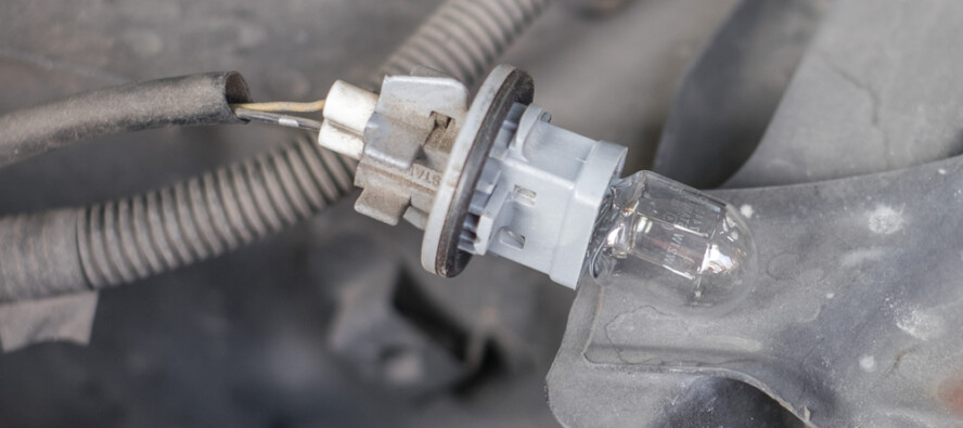 Why Is One Of My Low Beam Headlights Not Working?