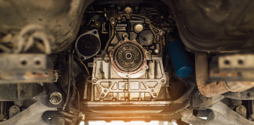 5 Signs Of A Defective Transmission Mount