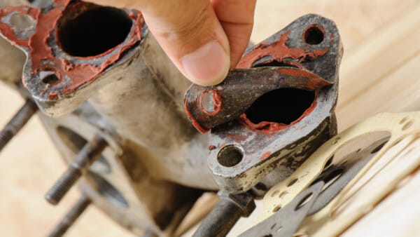6 Signs Of A Leaking Intake Manifold