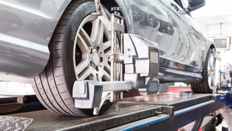 8 Symptoms Of A Bad Wheel Alignment