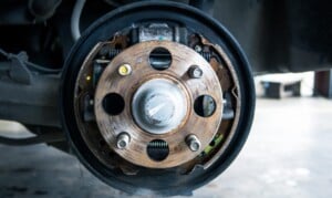 5 Symptoms Of Worn Brake Shoes & Replacement Cost