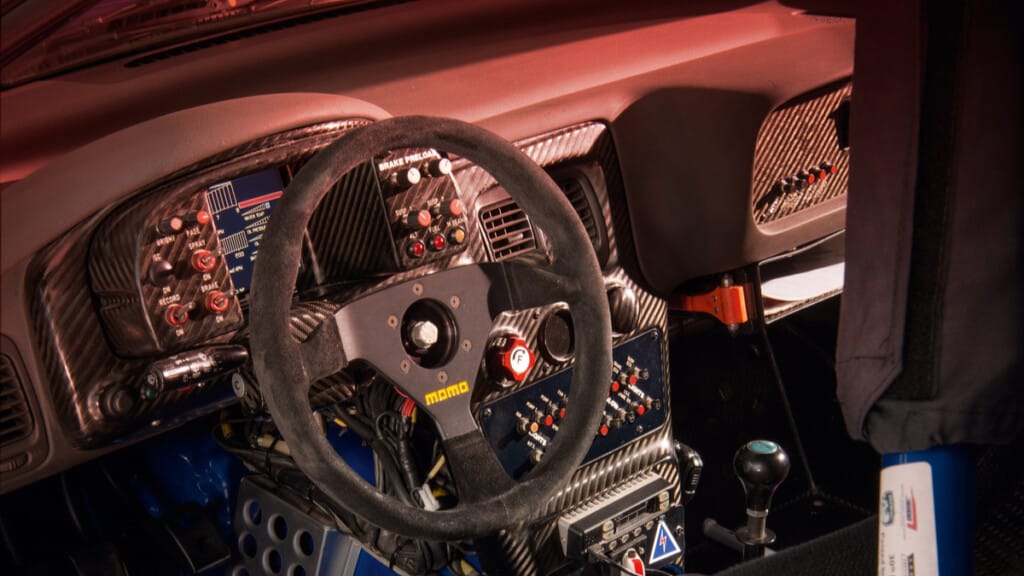 8 Signs Of A Bad Wheel Alignment