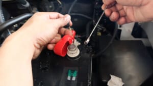 6 Symptoms of Loose Battery Cables